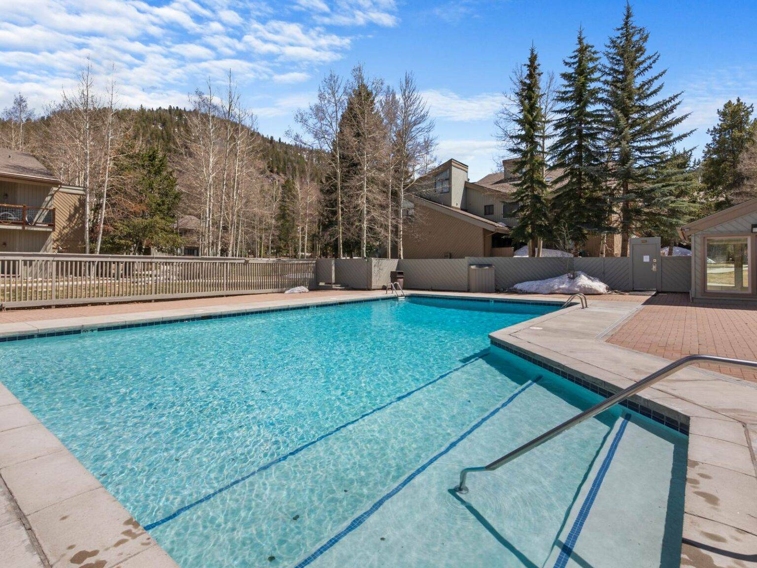 Keystone Condo - A Modern Mountain Retreat!